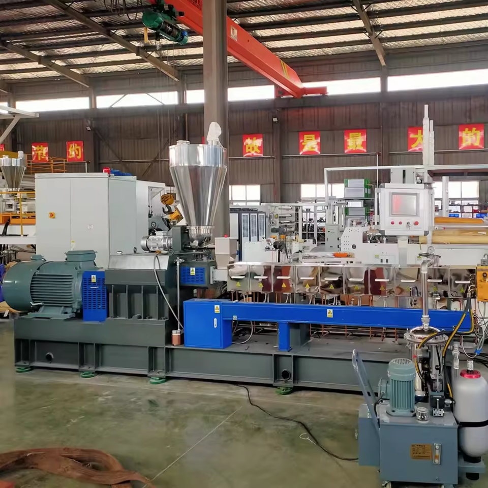 Plastic Masterbatch Making Machine PE Granules Machine Production ...