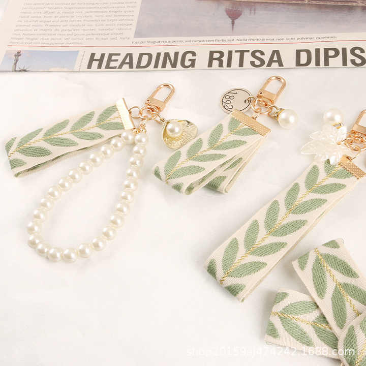 Creative Pearl Heart Key Chain - Fresh Striped Fabric Ribbon