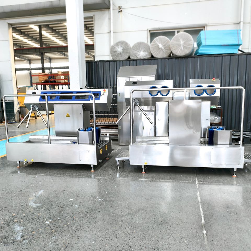 Electric Stainless Steel Boot Washing Station with Cold Water Cleaning ...