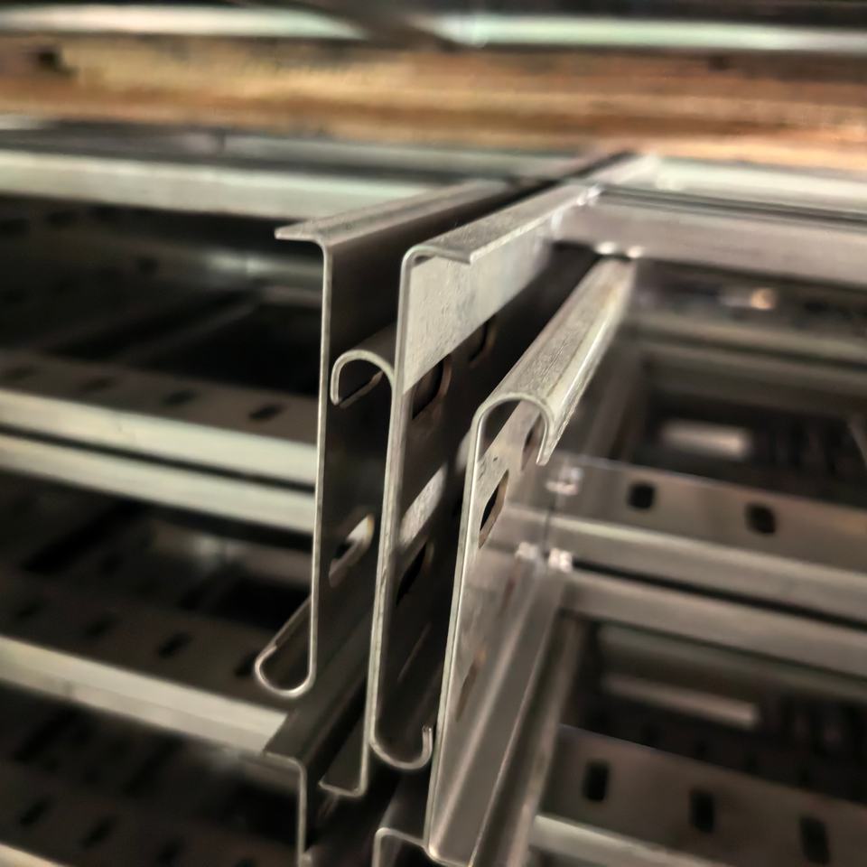 Hot-Dip Galvanized Steel Cable Tray Ladder for Industrial Cable Laying ...