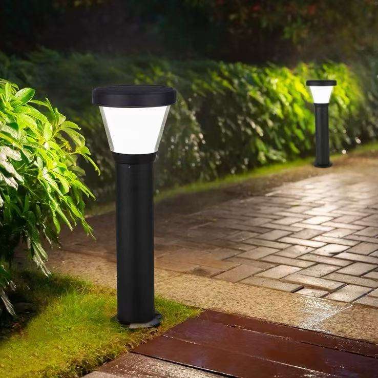 Lef Solar Bollard Lawn Light (Courtyard Style Outdoor Grass Light)-Die ...