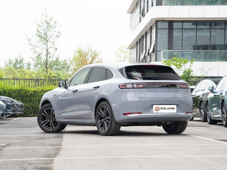 2025 New Model Intelligent Driving Smart Design AITO M5 Large Space ...