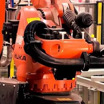 KUKA Heavy-Duty Palletizing Robot for Packaging Lines & Bulk Material ...