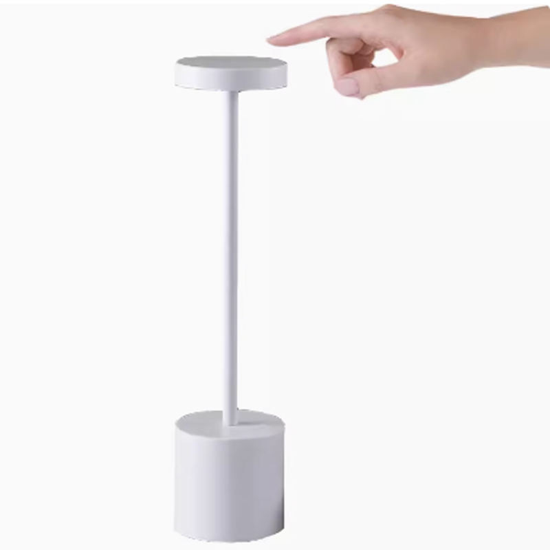 IP44 Led Table Lamp Rechargeable Aluminum Iron Touch 2000mah Dimming ...