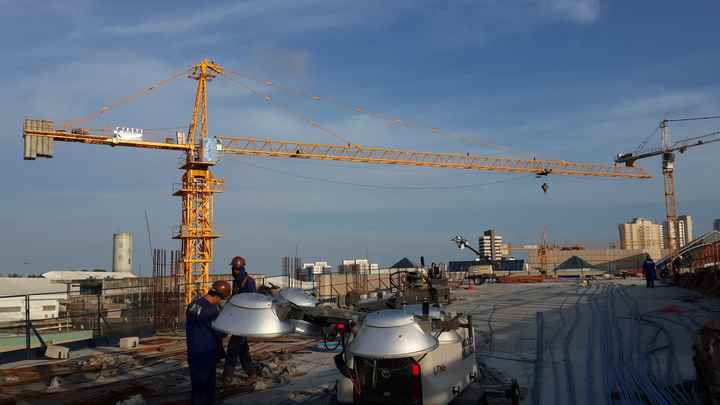 12T 70M Boom Length Tower Crane Building Tower Crane Construction Crane ...