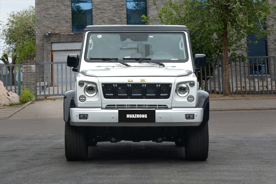 Baic Bj80 2023 - Ultimate off-Road SUV with Right-Hand Drive