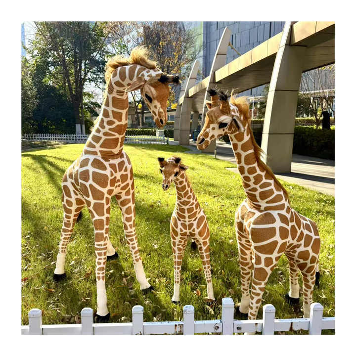 Custom 2M Realistic Giraffe Stuffed Toys for Stress Relief
