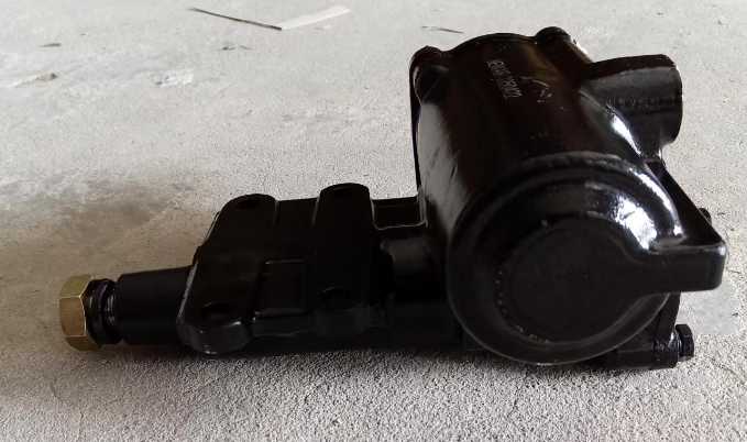 Auto Parts Assy Power Steering Gear for Toyota Landcruiser