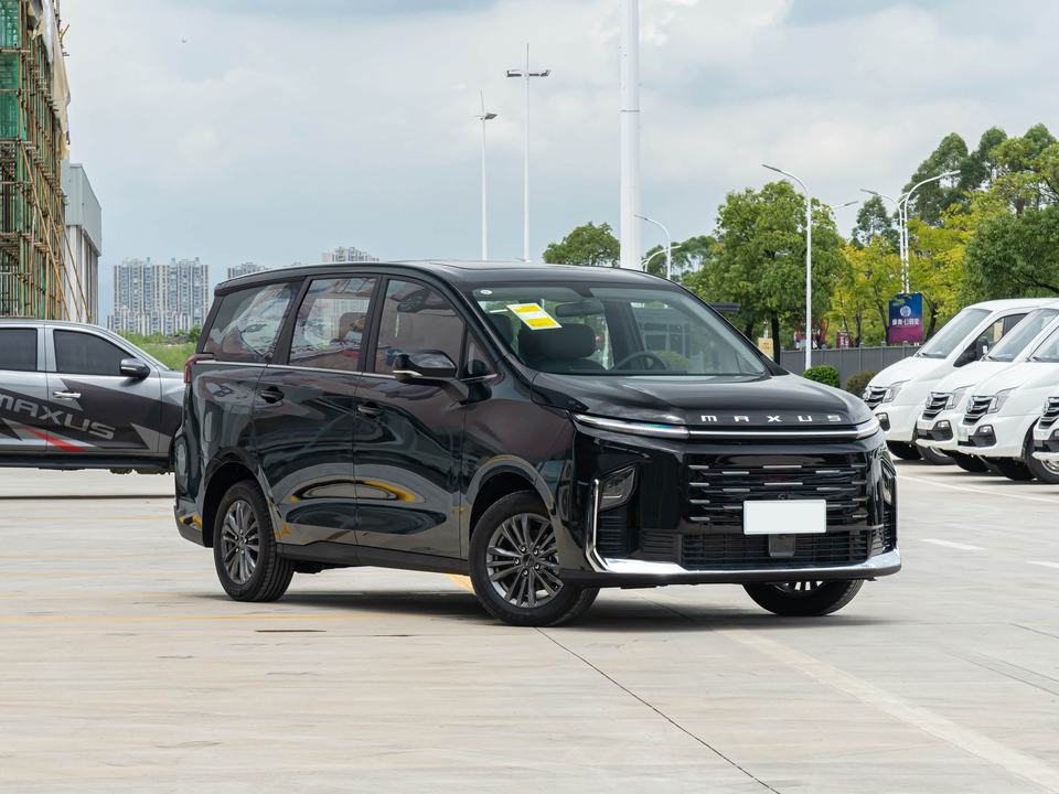 Maxus G50 2025 New 1.5T Turbo Automatic Left Steering R19 Dark Interior ...