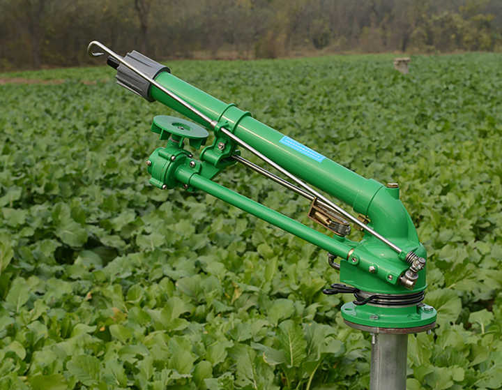 Agricultural Irrigation Rocker Spray Gun 360°Automatic Rotating Nozzle ...