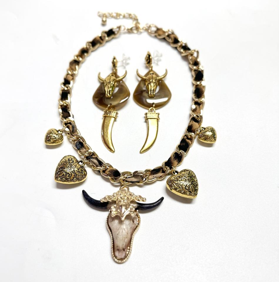 Hottest Vintage Trendy Gold Bull Head and Cross Pendants with Multi ...