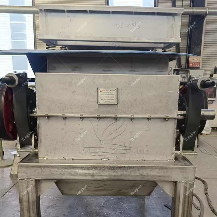 Medium Scale Salt Making Machine Salt Crushing Machine Double Roll ...