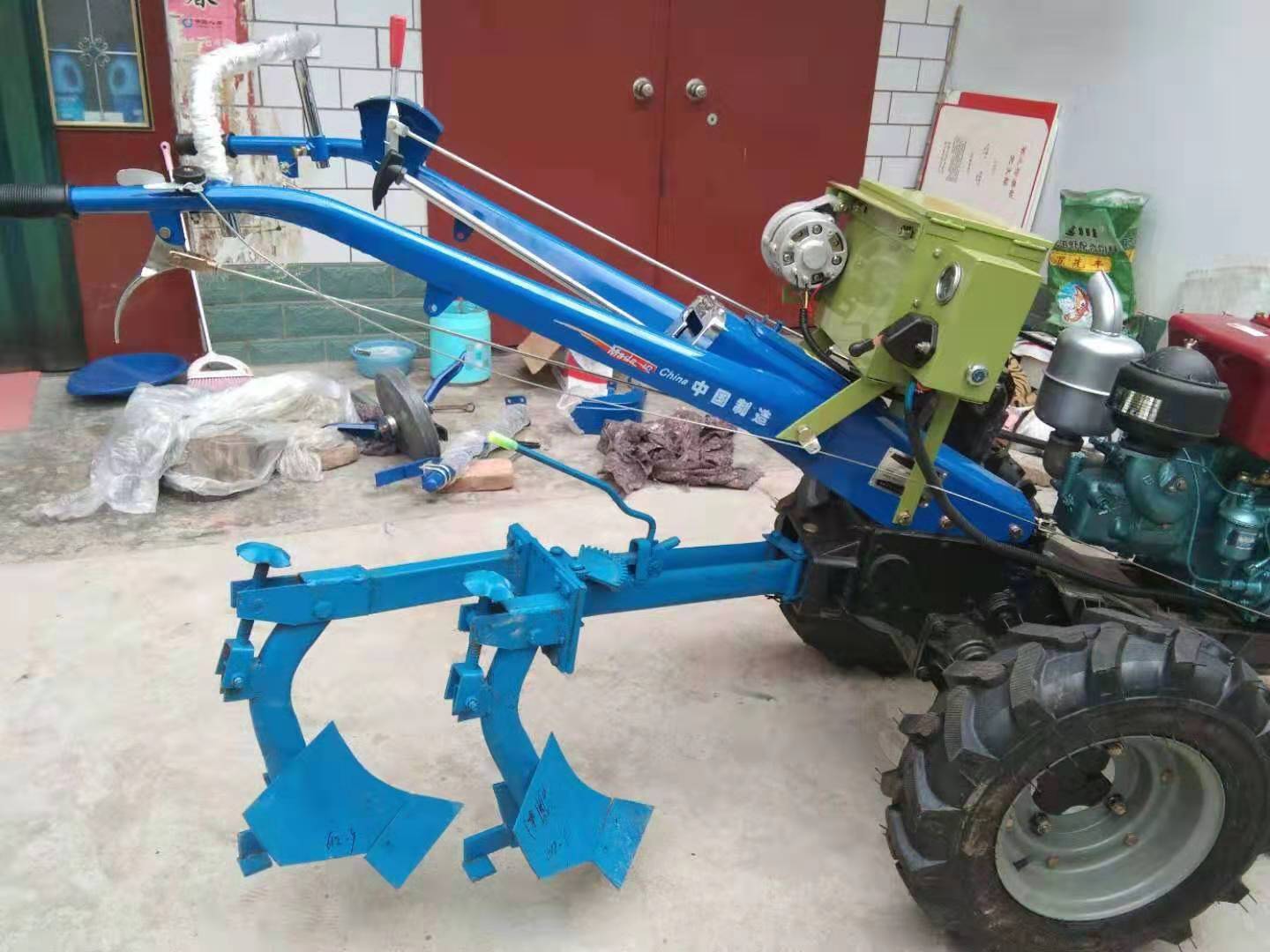 High quality big chassis 2 wheel walk tractor diesel engine with disc ...