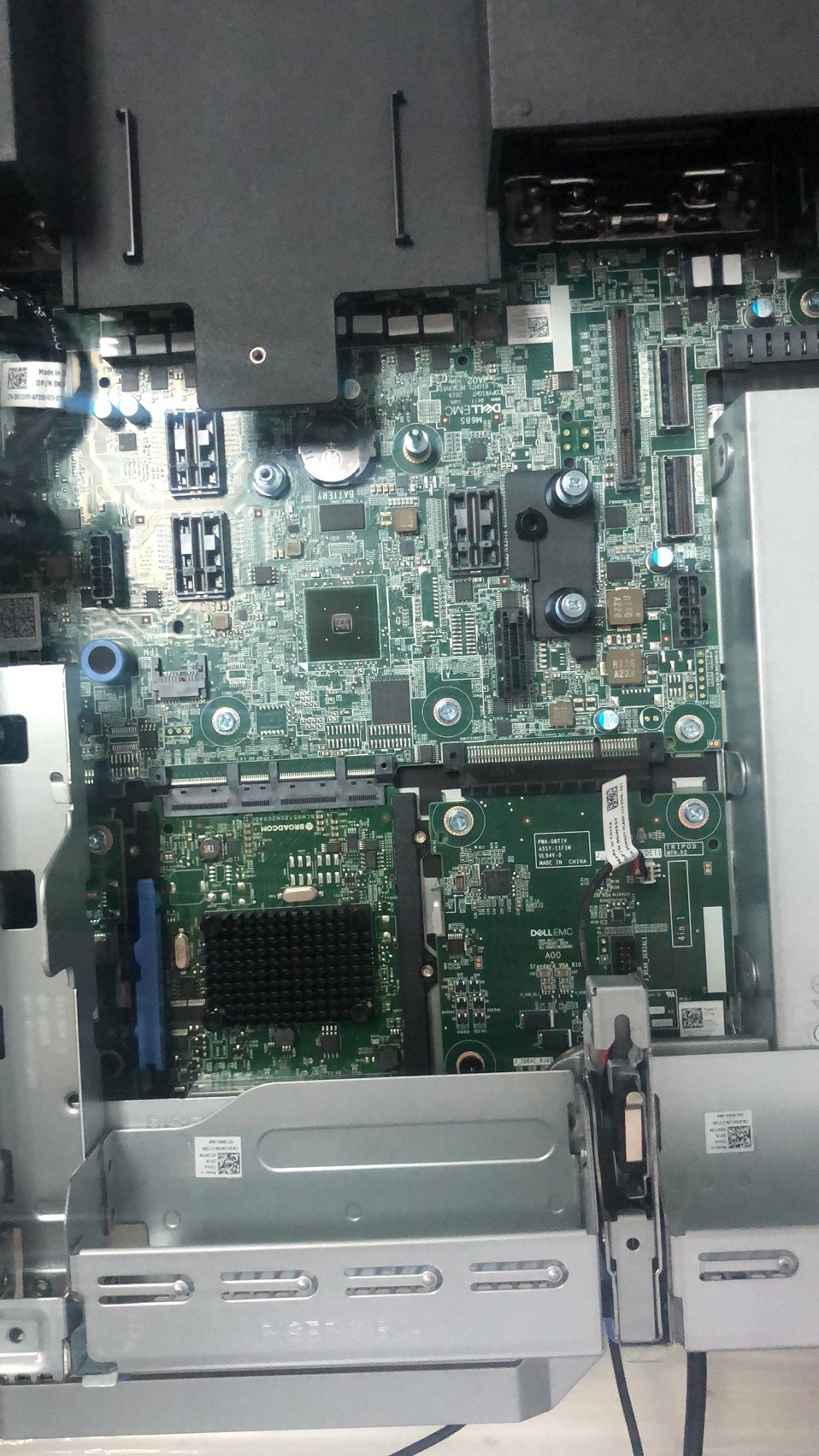 Two-socket/2u Dells Poweredge R7525 Two 2nd Or 3rd Generation Amd Epyc ...