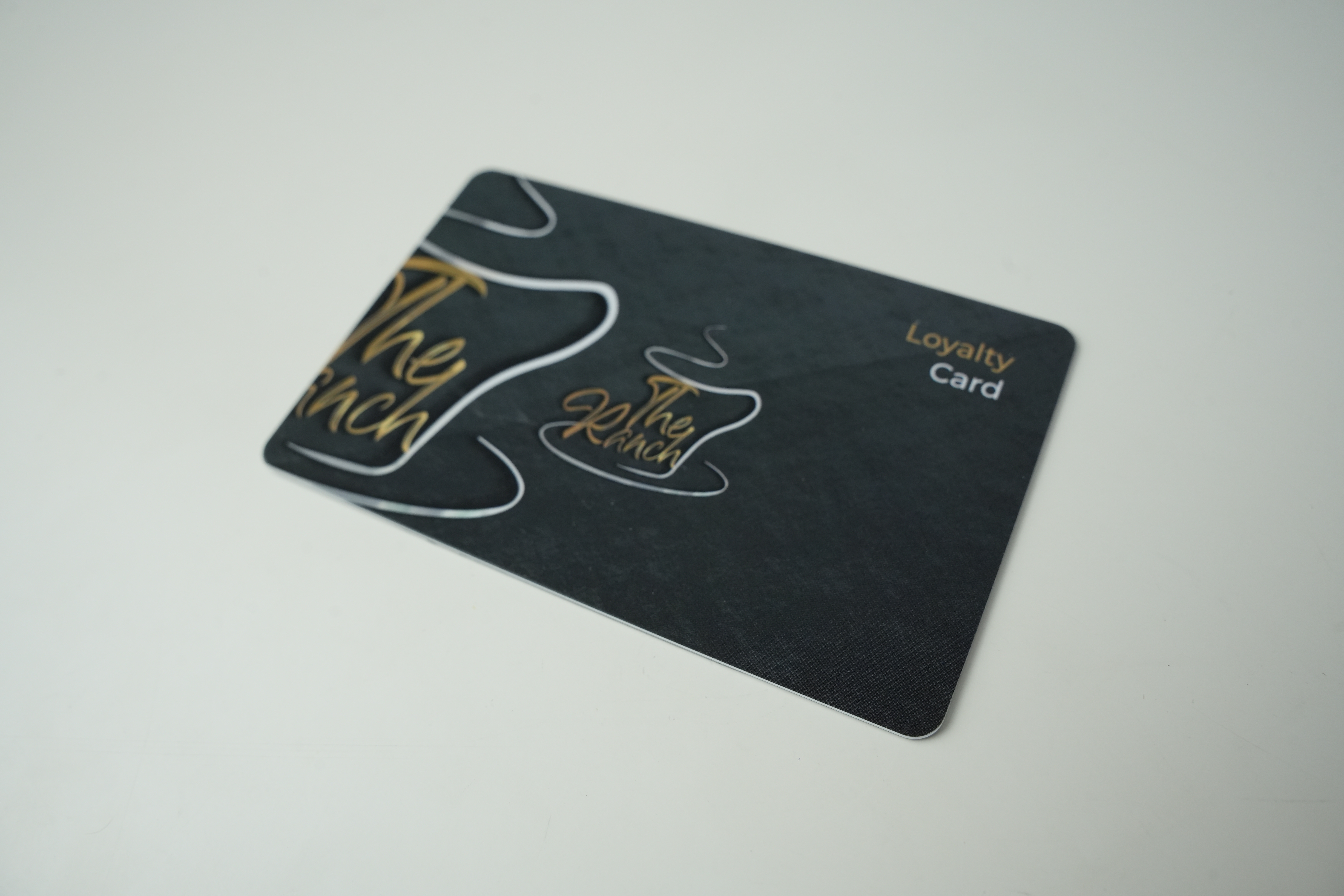 How to Choose Polycarbonate ID Cards: A Complete Buying Guide