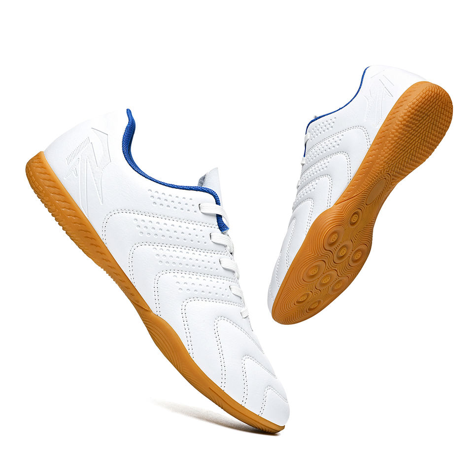 Factory Direct Sales and Wholesale of Professional Football Shoes, Five ...