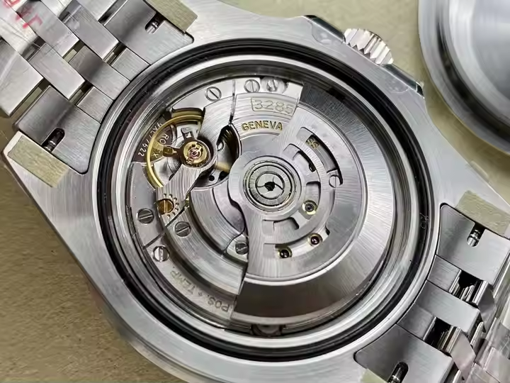 How to Choose the Best GMT Watch NH34: A Complete Buying Guide