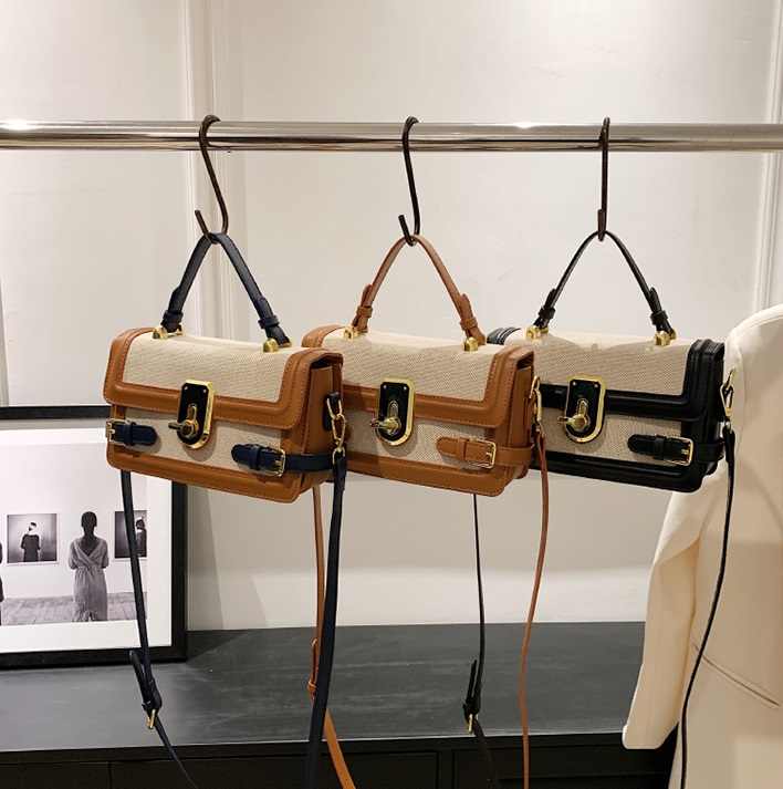 Wholesale Designer Handbags - Stylish & Versatile Purses