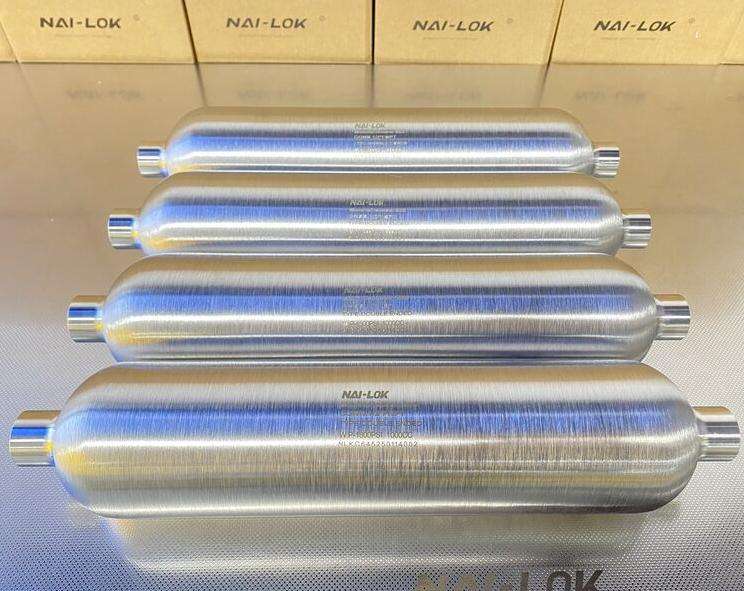NAI-LOK Alloy 825 Sampling Cylinder 500ml 1/2