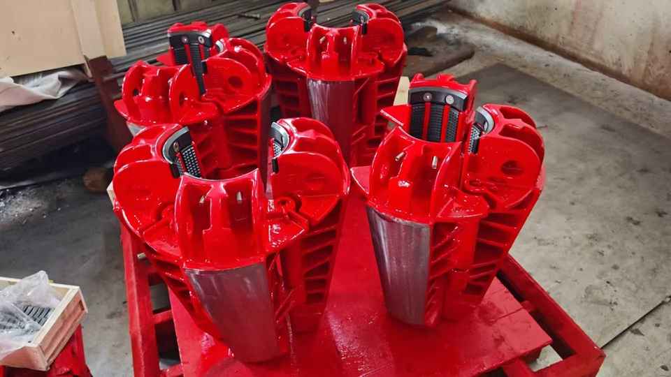 API 7K Wellhead Drill Pipe Clamp Tool SDS Drill Pipe Slip for Oil Field ...