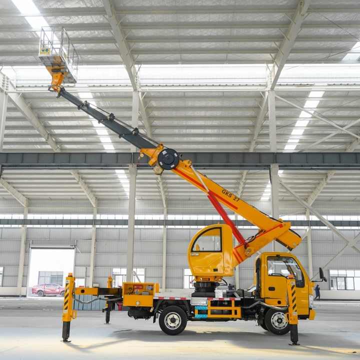 Isuzu 27M Aerial Work Platform Vehicle Telescopic Arm Bucket Truck ...
