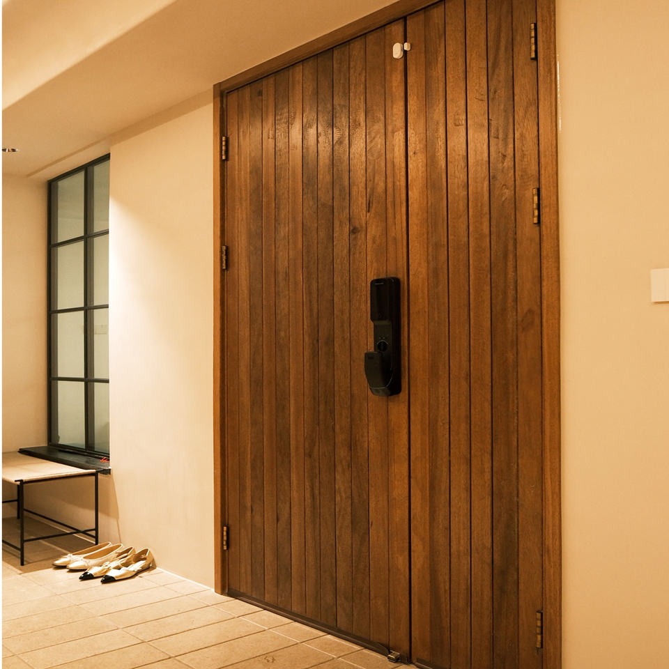 Minimalist Interior Solid Wood Sliding Door Midcentury Modern Style ...
