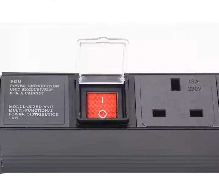 1U UK Type PDU Power Distribution Equipment 13A 6-Way AC Aluminum Alloy ...