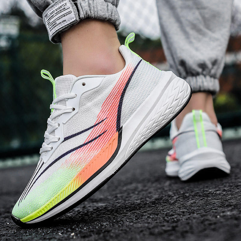 How to Choose the Best White Running Shoes for Your Needs