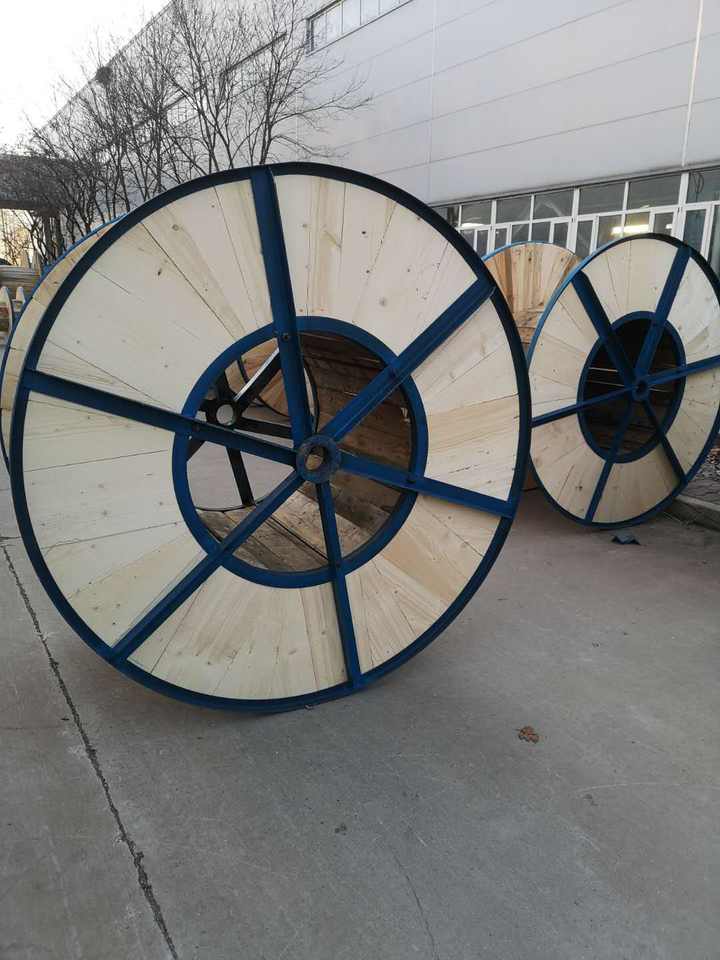 Buy Empty Large Wooden Cable Spools and Drums for Industrial Cables ...