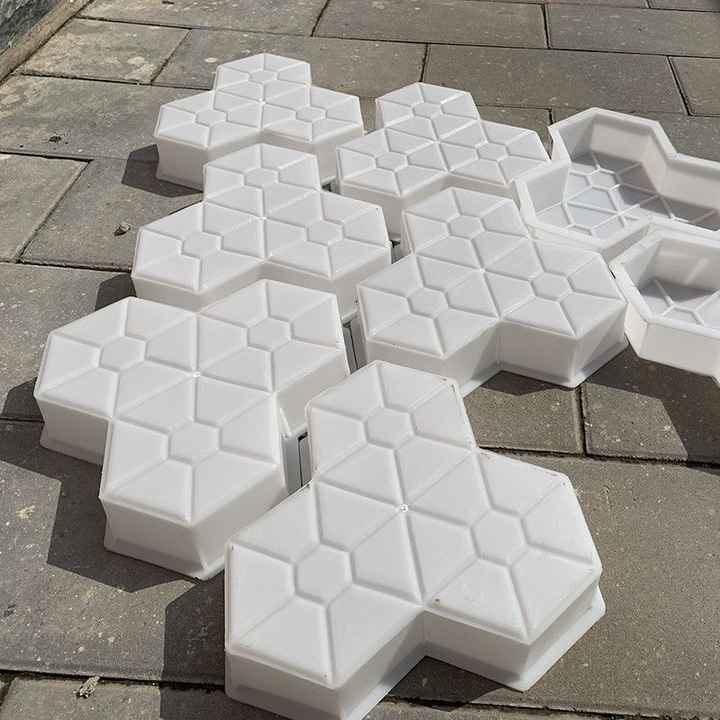 Maple leaf shape Plastic Pvc Paver Block Mold Interlock Concrete Tile ...
