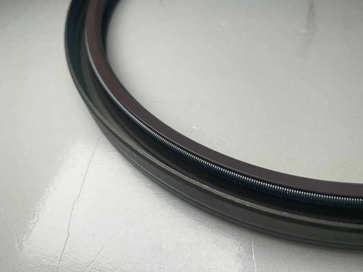 Construction Machinery Volvo OEM Parts - Crankshaft Seal 20441481 for ...