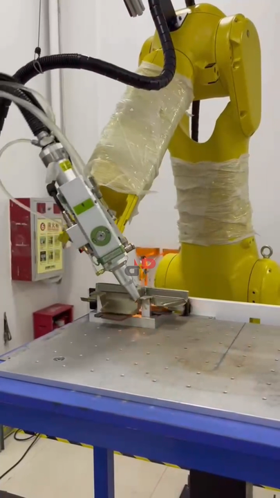 FANUC 6 Axis Robot Arm - Precision Laser Cutting System