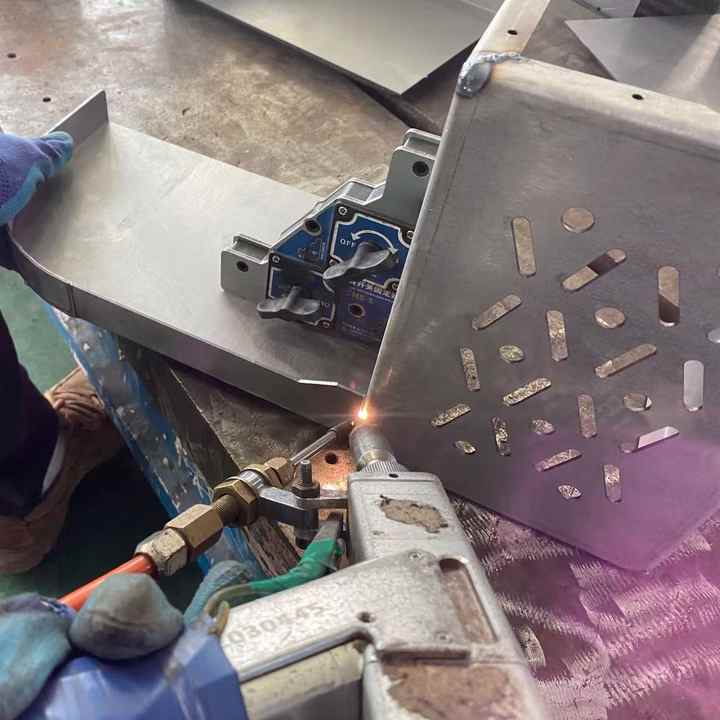 Sheet Metal Bracket Laser Cutting Stainless Steel Aluminum Sheet Metal Fabrication and Powder ...