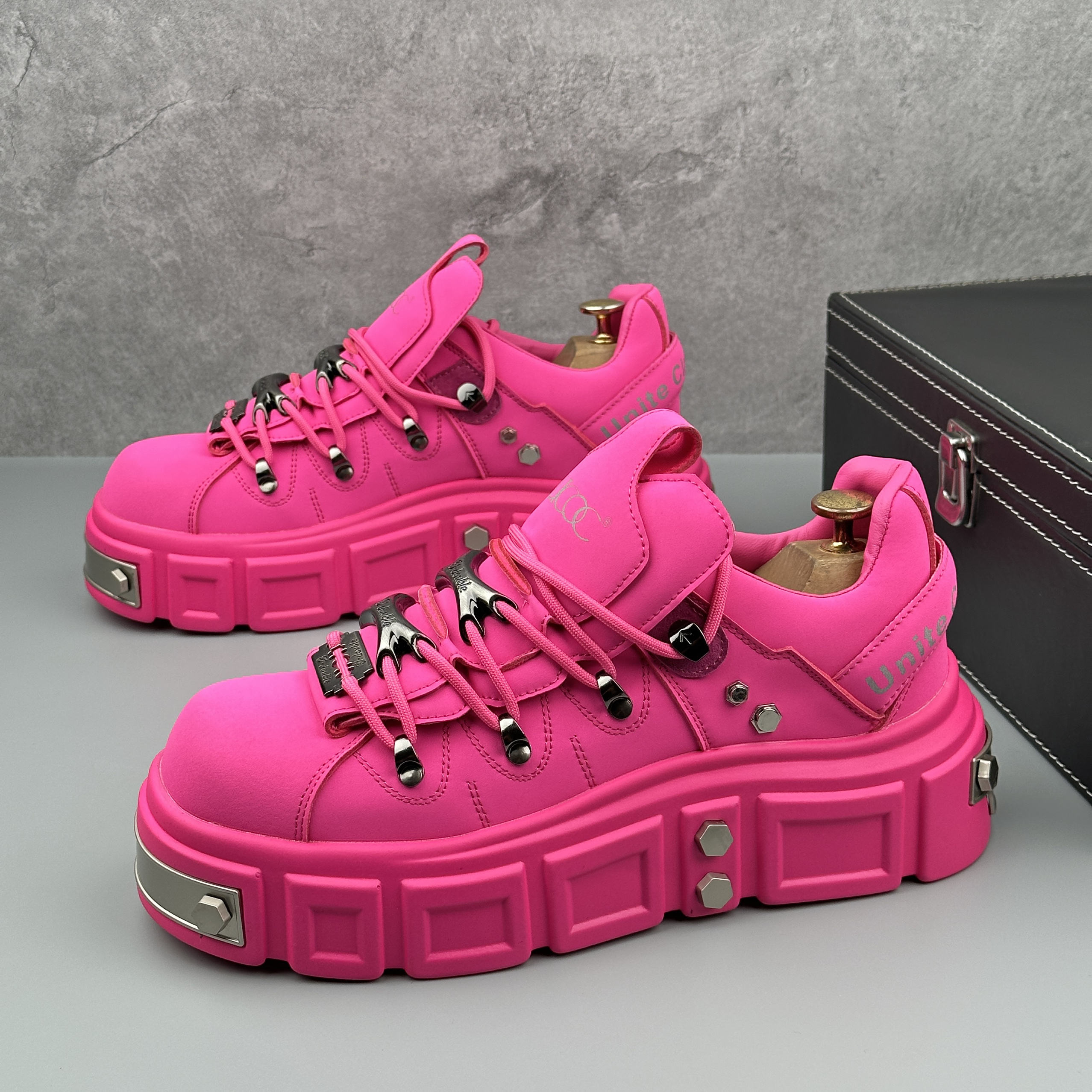 How to Choose the Best Hip Hop Shoes for Your Style and Performance Needs