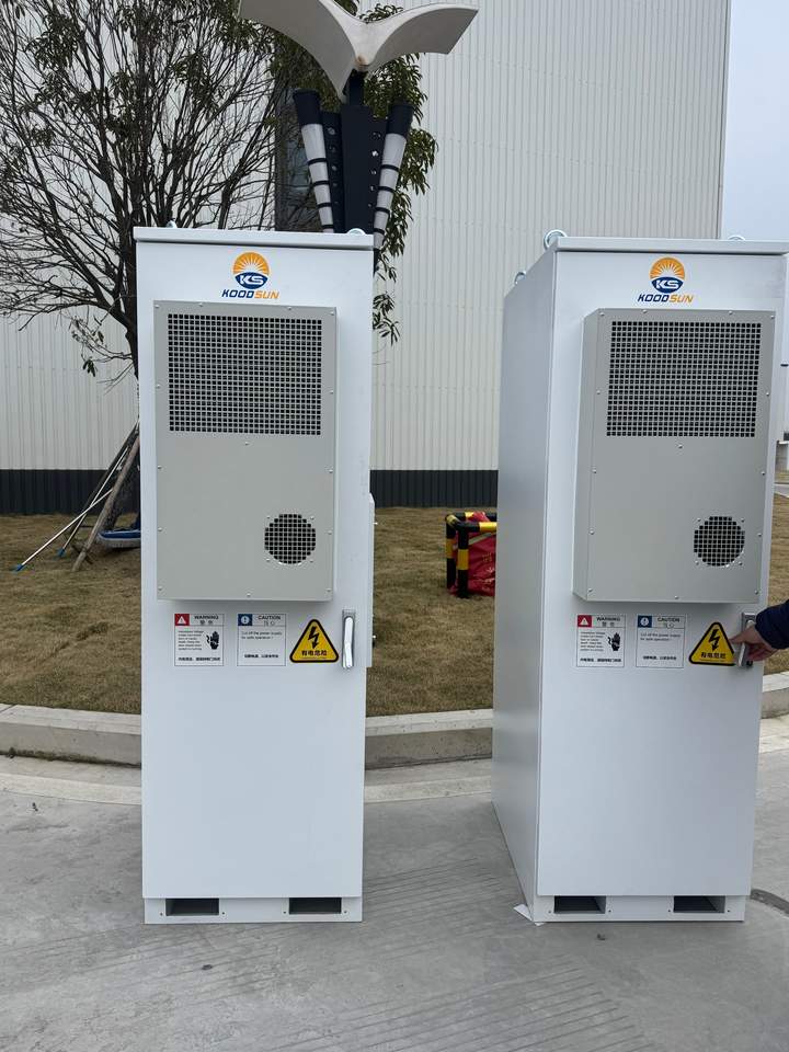 Outdoor Cabinet Energy Storage System 100kWh For Mall Peak Shaving With ...