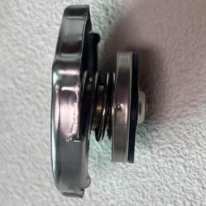 Mopar OEM NEW Radiator CAP for Grand Cherokee Durango Challenger ...