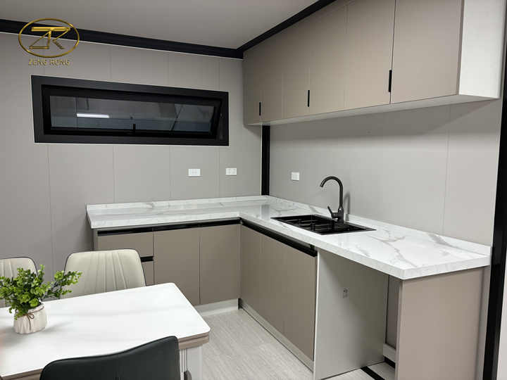 40ft Luxury Detachable Container House - 3 Bedroom Mobile Home