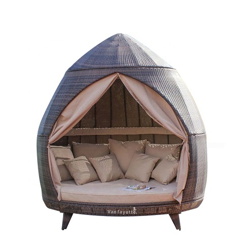 Outdoor Hanging Daybed Outdoor Swing Bed Wicker Round Hanging Bed ...