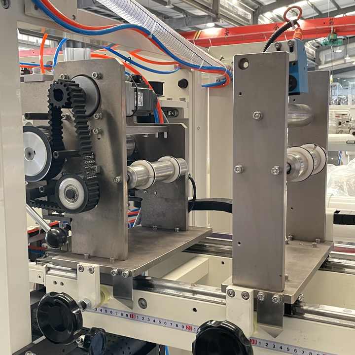 Automatic Cleaning Wipes Making Machine - Multi-function