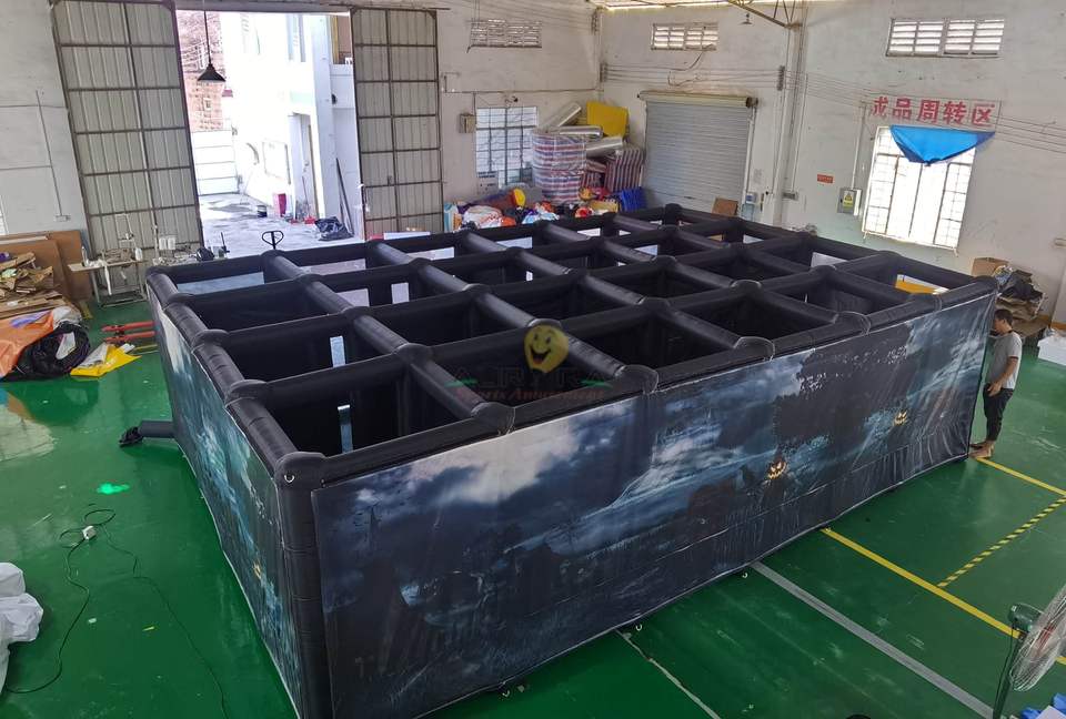 Commercial Portable Inflatable Zombie Maze for Halloween - Eco-Friendly ...