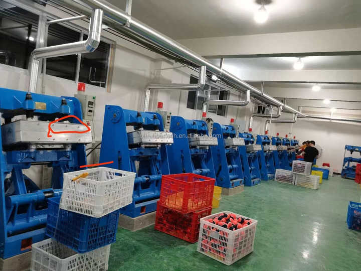 Tennis Ball Making Machine & Glue-Brushing Machine - Automatic Tennis ...