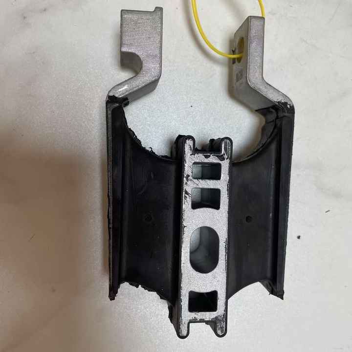 ENGINE MOUNTS 31330594 for VOLVO TORQUE