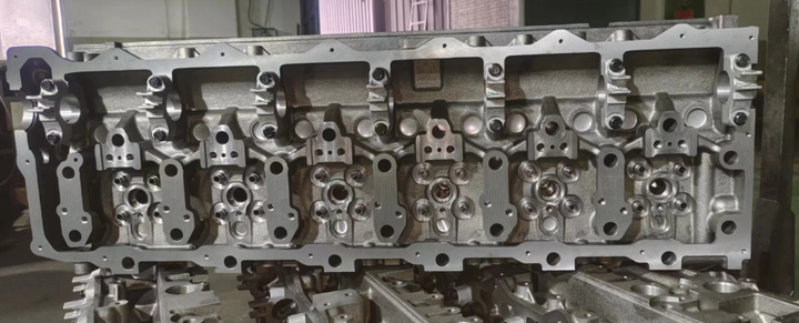 MC11 MC13 MT13 MC12 Cylinder Head Assembly for MAN T7H C7H