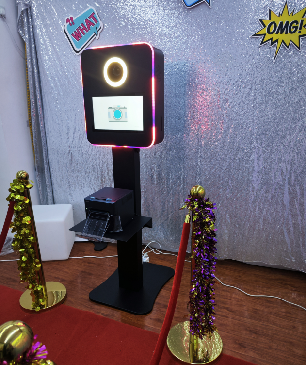 New Design Vintage DSLR Photo Booth with Instant Print & Metal Frame ...