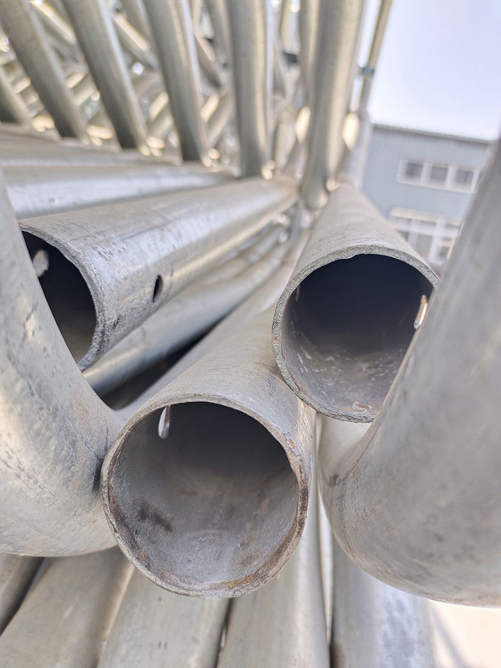 Long Service Life Galvanized Double Row Freestalls Cow Cubicle Dividers ...