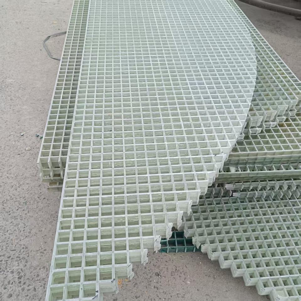 Custom Size FRP Bar Grating, Non-Magnetic & Low Maintenance Flooring ...