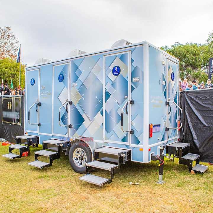 Deluxe 4 Stall Portable Restroom Trailer UD DOT Approved Mobile Toilet ...