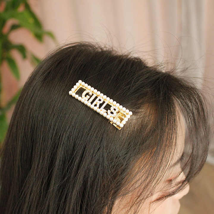 Letter Hair Clip Bobby Pin for Women Handmade New Designs Hairpins Luxury Pearl Free Custom Hair