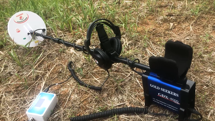 Hand Held Underground Metal Detector GDX 8000 for Treasure Hunting