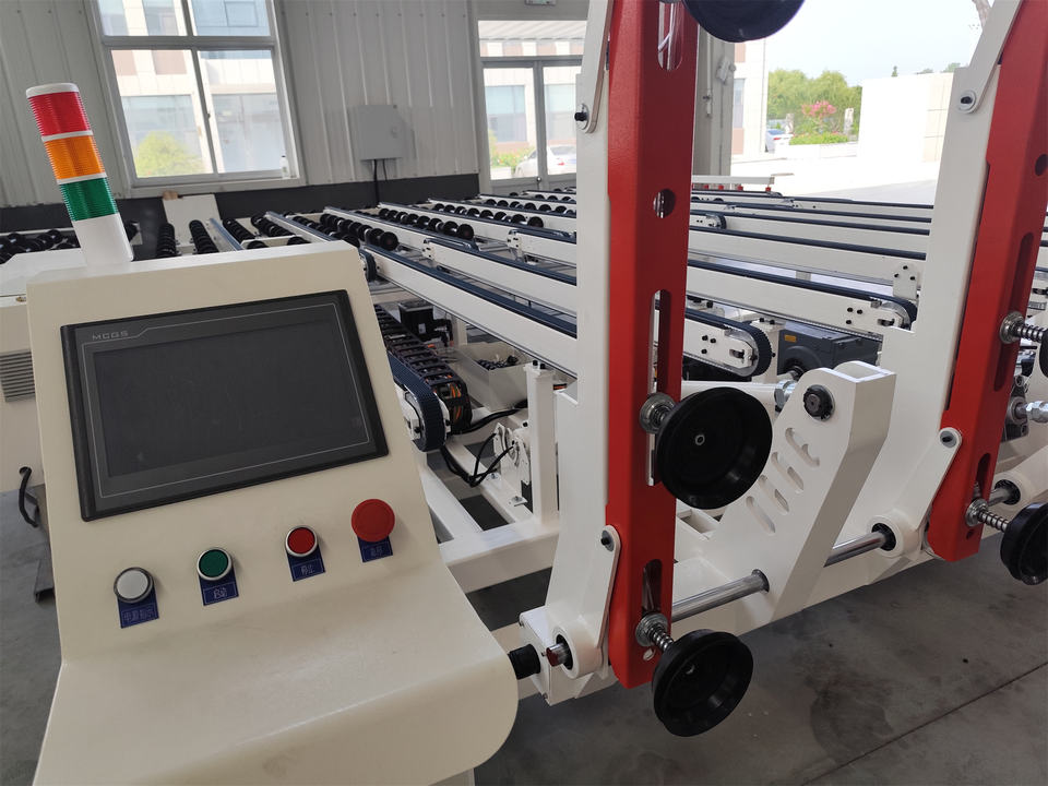 TONGJIANG Automatic Glass Loading Table for Laminate Glass Cutting ...